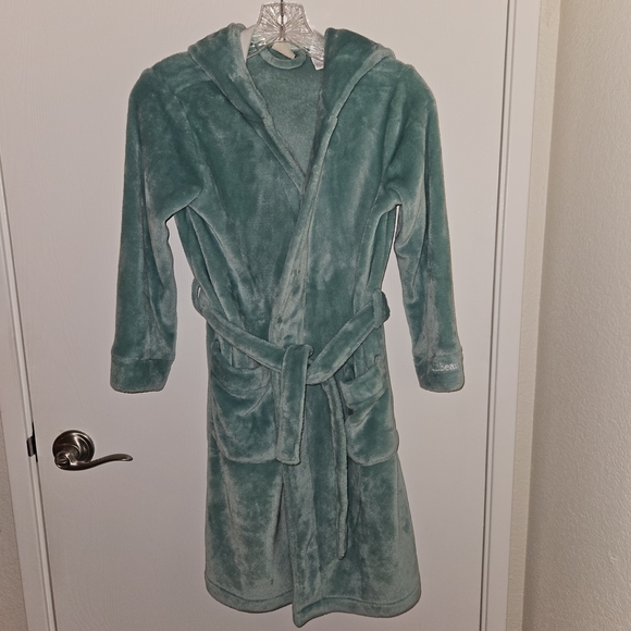 L.L. Bean | Pajamas | Ll Bean Kids Teal Plush Robe | Poshmark